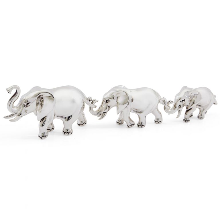 Elephant Family – Medium Plain